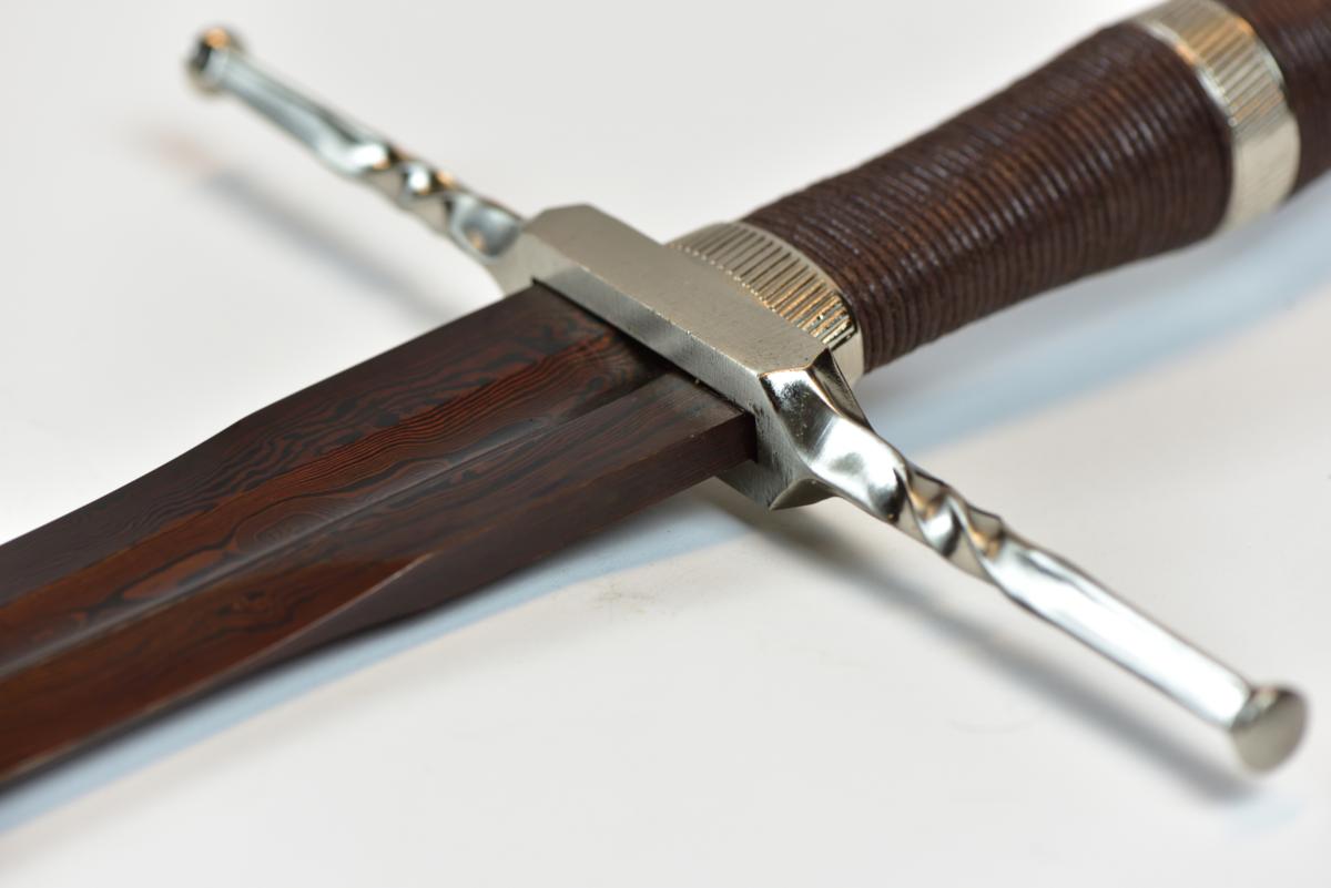 ETWBE - Epée Forgée Geralt de Riv THE WITCHER Blood Damascus Edition ...